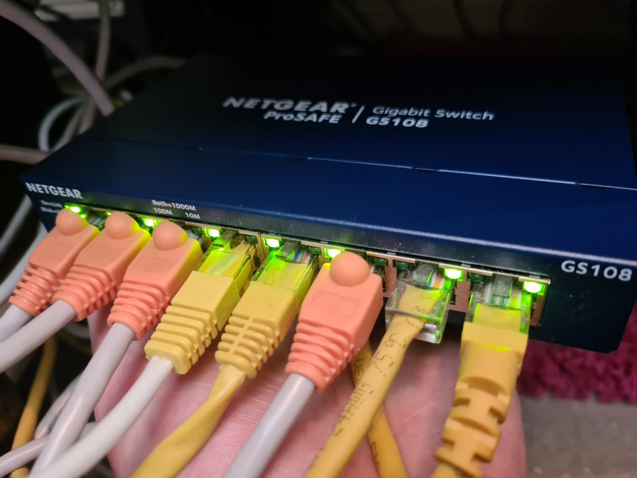 What Is The Difference Between A Managed Switch Vs An Unmanaged Switch Contrado Digital
